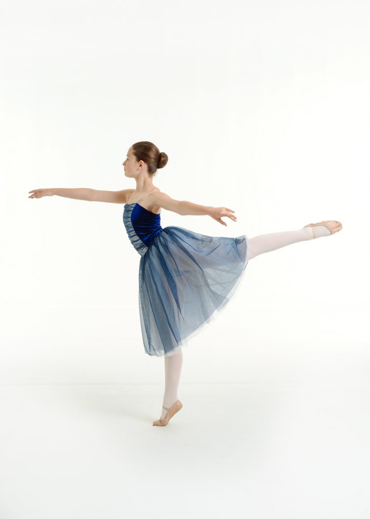 Royal Winnipeg Ballet School invites eight FVAD students